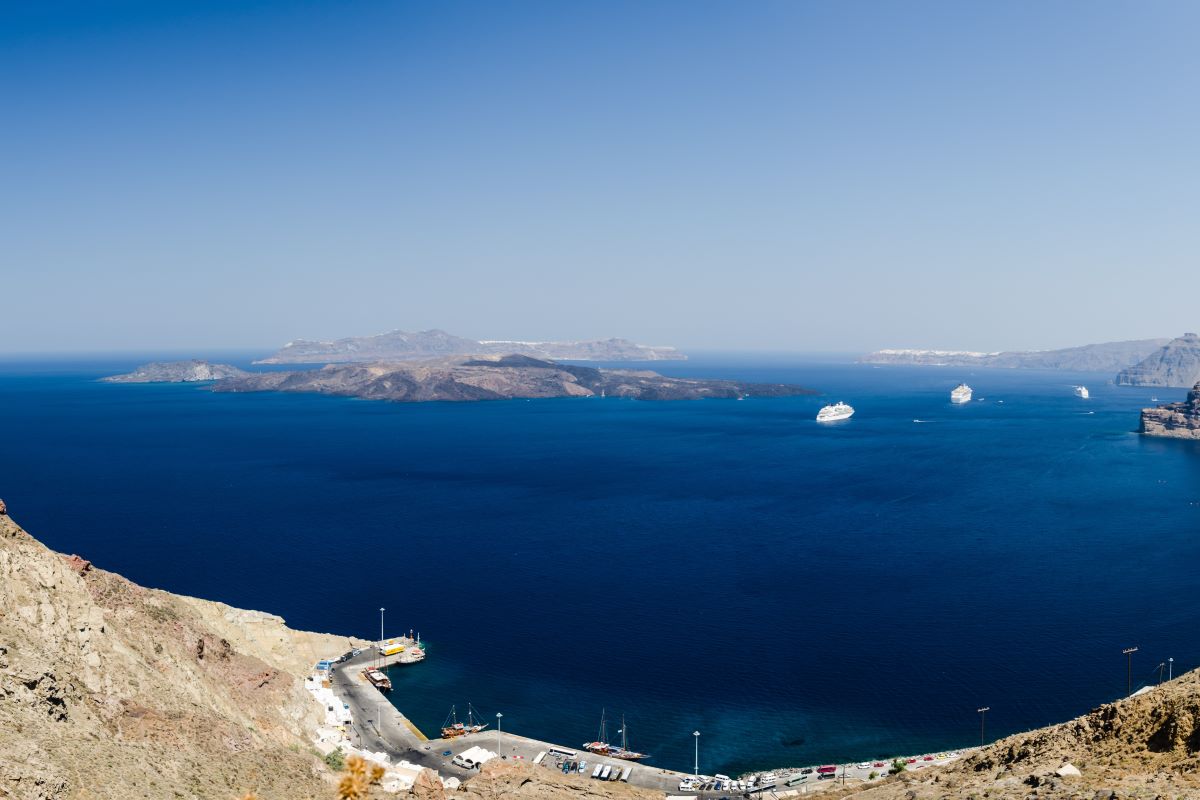 Inside the February 2025 Santorini–Kolumbo (…) & ISTerre